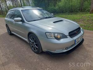 Pelēks Subaru Legacy 2006 Jelgava, ar dzinēja tilpumu 2.50 L un nobraukumu 160 tūkst. km par 2500 €, foto 3 vietnē AUTOMOTO.COM.LV