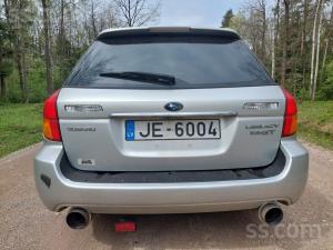 Pelēks Subaru Legacy 2006 Jelgava, ar dzinēja tilpumu 2.50 L un nobraukumu 160 tūkst. km par 2500 €, foto 5 vietnē AUTOMOTO.COM.LV