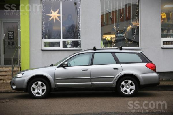 Pelēks Subaru Legacy 2006 Rīga, ar dzinēja tilpumu 2.50 L un nobraukumu 364 tūkst. km par 2495 €, foto 2 vietnē AUTOMOTO.COM.LV