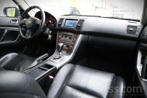 Pelēks Subaru Legacy 2006 Rīga, ar dzinēja tilpumu 2.50 L un nobraukumu 364 tūkst. km par 2495 €, foto 10 vietnē AUTOMOTO.COM.LV