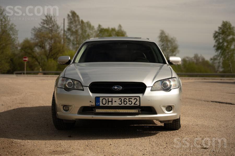 Pelēks Subaru Legacy 2006 Rīga, ar dzinēja tilpumu 2.00 L un nobraukumu 347 tūkst. km par 2000 €, foto 3 vietnē AUTOMOTO.COM.LV