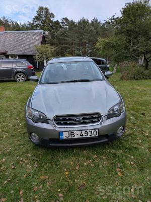Grey Subaru Legacy 2006 in Ventspils, with an engine capacity of 2.50 L and mileage of 357 thousand km for 1500 €, photo 1 on AUTOMOTO.COM.LV