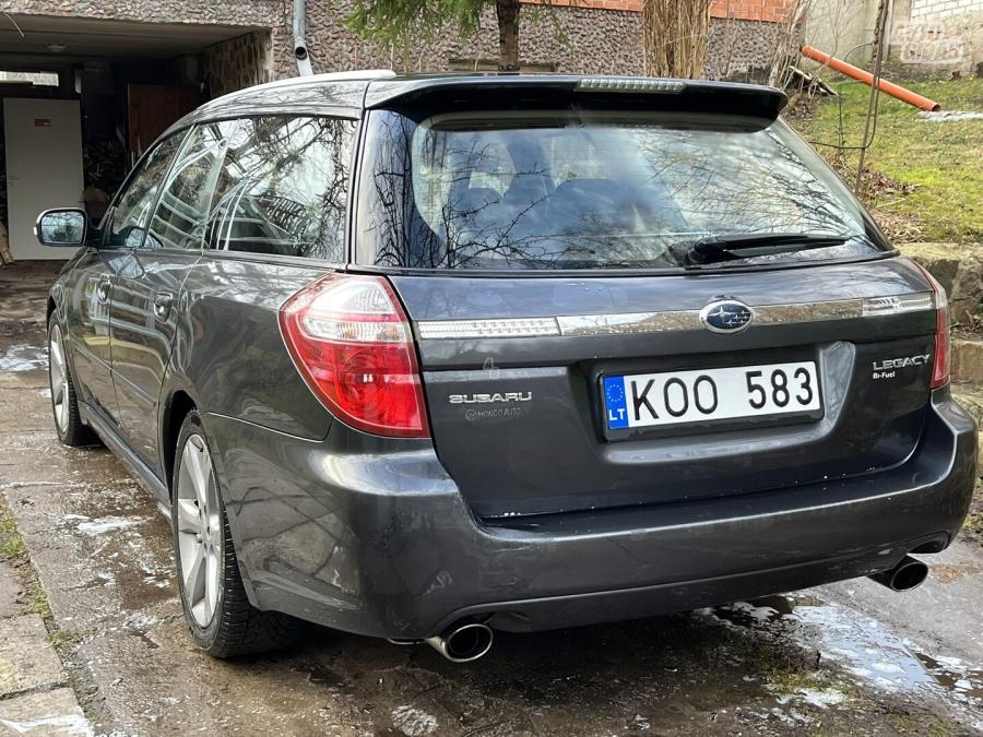 Pelēks Subaru Legacy 2007 Viļņa, ar dzinēja tilpumu 2.00 L un nobraukumu 297 tūkst. km par 3500 €, foto 4 vietnē AUTOMOTO.COM.LV