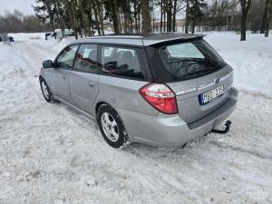 Pelēks Subaru Legacy 2007 Radviliškis, ar dzinēja tilpumu 2.50 L un nobraukumu 305 tūkst. km par 2650 €, foto 4 vietnē AUTOMOTO.COM.LV