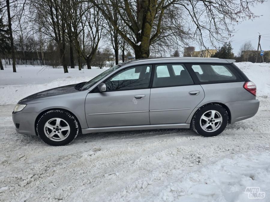 Pelēks Subaru Legacy 2007 Radviliškis, ar dzinēja tilpumu 2.50 L un nobraukumu 305 tūkst. km par 2650 €, foto 12 vietnē AUTOMOTO.COM.LV
