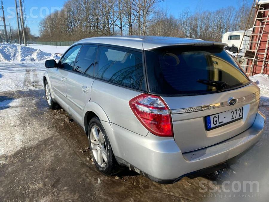 Grey Subaru Legacy 2007 in Riga, with an engine capacity of 2.00 L and mileage of 342 thousand km for 2200 €, photo 1 on AUTOMOTO.COM.LV