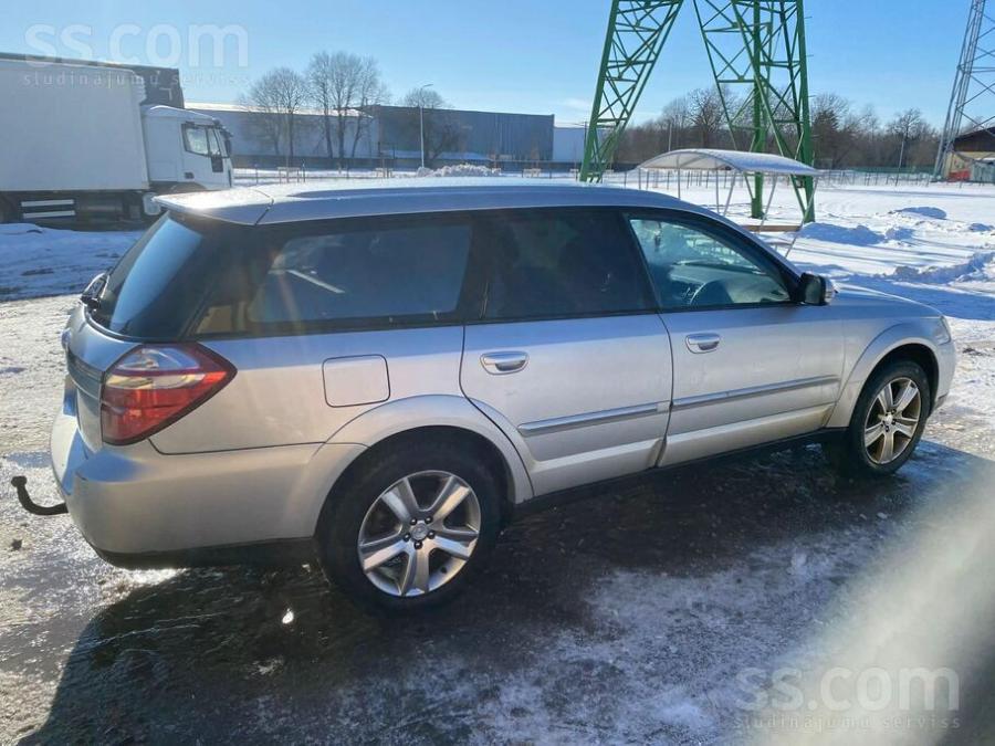 Grey Subaru Legacy 2007 in Riga, with an engine capacity of 2.00 L and mileage of 342 thousand km for 2200 €, photo 4 on AUTOMOTO.COM.LV