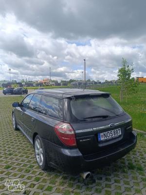 Grey Subaru Legacy 2007 in Moletai, with an engine capacity of 2.00 L and mileage of 258 thousand km for 1000 €, photo 3 on AUTOMOTO.COM.LV