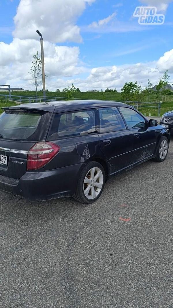 Grey Subaru Legacy 2007 in Moletai, with an engine capacity of 2.00 L and mileage of 258 thousand km for 1000 €, photo 3 on AUTOMOTO.COM.LV
