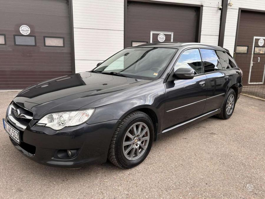 Pelēks Subaru Legacy 2007 Utena, ar dzinēja tilpumu 1.99 L un nobraukumu 245 tūkst. km par 3250 €, foto 4 vietnē AUTOMOTO.COM.LV
