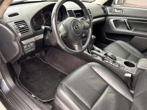 Pelēks Subaru Legacy 2007 Utena, ar dzinēja tilpumu 1.99 L un nobraukumu 245 tūkst. km par 3250 €, foto 8 vietnē AUTOMOTO.COM.LV