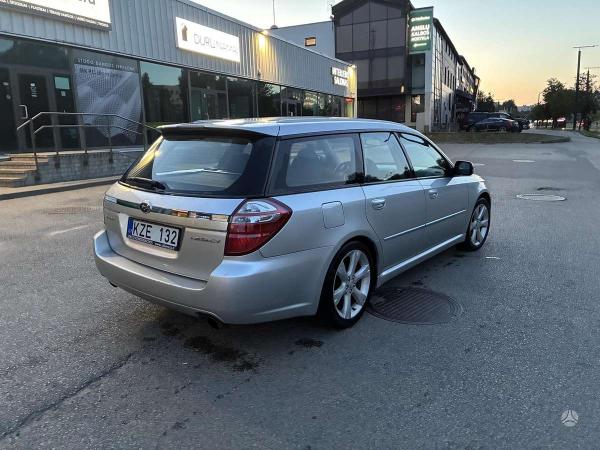 Grey Subaru Legacy 2007 in Vilnius, with an engine capacity of 1.99 L and mileage of 328 thousand km for 1150 €, photo 3 on AUTOMOTO.COM.LV