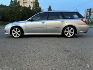 Pelēks Subaru Legacy 2007 Viļņa, ar dzinēja tilpumu 1.99 L un nobraukumu 328 tūkst. km par 1150 €, foto 7 vietnē AUTOMOTO.COM.LV