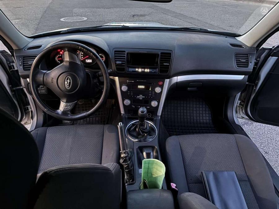 Pelēks Subaru Legacy 2007 Viļņa, ar dzinēja tilpumu 1.99 L un nobraukumu 328 tūkst. km par 1150 €, foto 12 vietnē AUTOMOTO.COM.LV