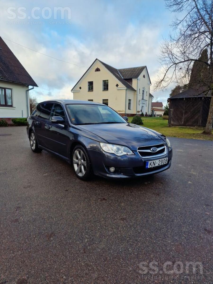 Grey Subaru Legacy 2008 in Tukums, with an engine capacity of 2.00 L and mileage of 341 thousand km for 1850 €, photo 1 on AUTOMOTO.COM.LV