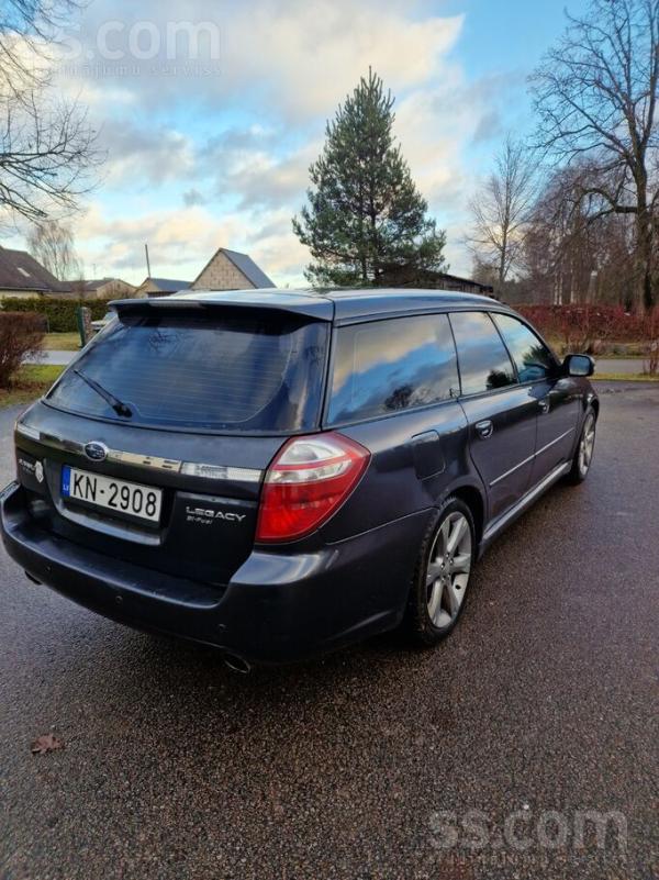 Grey Subaru Legacy 2008 in Tukums, with an engine capacity of 2.00 L and mileage of 341 thousand km for 1850 €, photo 3 on AUTOMOTO.COM.LV