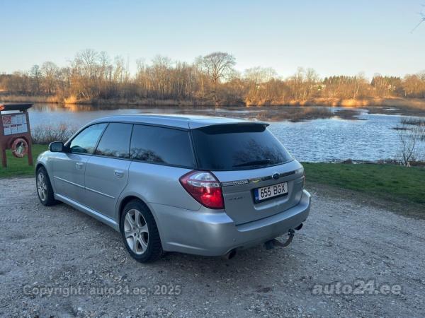 Pelēks Subaru Legacy 2008 Tallina, ar dzinēja tilpumu 2.00 L un nobraukumu 295 tūkst. km par 2499 €, foto 6 vietnē AUTOMOTO.COM.LV