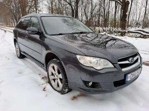 Grey Subaru Legacy 2008 in Alytus, with an engine capacity of 1.99 L and mileage of 303 thousand km for 2700 €, photo 4 on AUTOMOTO.COM.LV