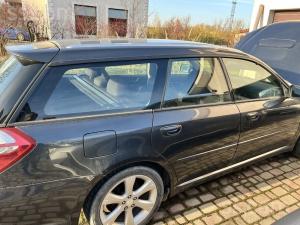Pelēks Subaru Legacy 2008 Jelgava, ar dzinēja tilpumu 2.00 L un nobraukumu 166 tūkst. km par 800 €, foto 4 vietnē AUTOMOTO.COM.LV