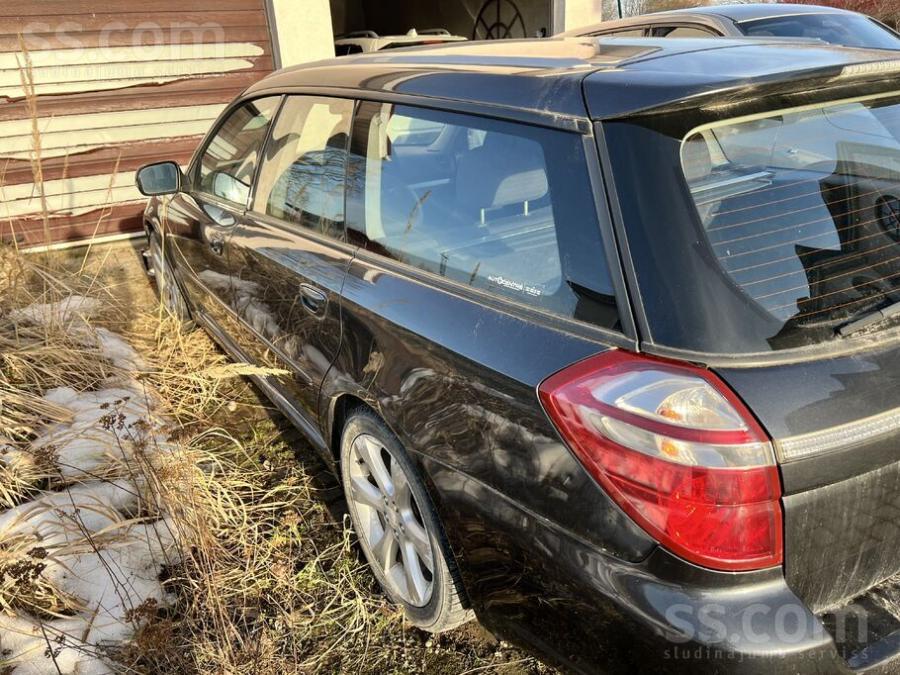 Pelēks Subaru Legacy 2008 Jelgava, ar dzinēja tilpumu 2.00 L un nobraukumu 166 tūkst. km par 800 €, foto 7 vietnē AUTOMOTO.COM.LV