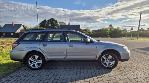 Grey Subaru Legacy 2008 in Daugavpils, with an engine capacity of 2.00 L and mileage of 305 thousand km for 2800 €, photo 1 on AUTOMOTO.COM.LV