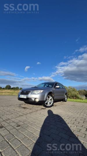 Grey Subaru Legacy 2008 in Daugavpils, with an engine capacity of 2.00 L and mileage of 305 thousand km for 2800 €, photo 6 on AUTOMOTO.COM.LV
