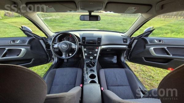 Grey Subaru Legacy 2008 in Daugavpils, with an engine capacity of 2.00 L and mileage of 305 thousand km for 2800 €, photo 8 on AUTOMOTO.COM.LV
