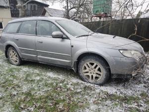 Pelēks Subaru Legacy 2009 Ventspils, ar dzinēja tilpumu 2.00 L un nobraukumu 321 tūkst. km par 990 €, foto 3 vietnē AUTOMOTO.COM.LV