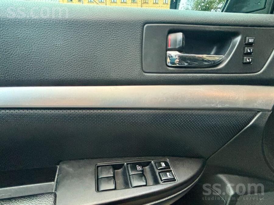 Pelēks Subaru Legacy 2009 Rīga, ar dzinēja tilpumu 2.00 L un nobraukumu 212 tūkst. km par 2999 €, foto 10 vietnē AUTOMOTO.COM.LV