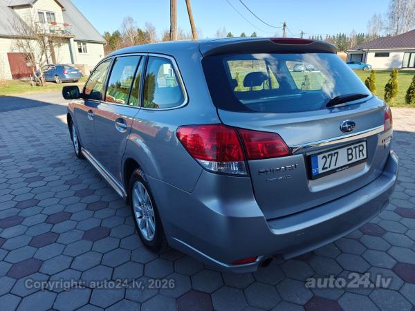 Pelēks Subaru Legacy 2010 Paide, ar dzinēja tilpumu 2.00 L un nobraukumu 240 tūkst. km par 5490 €, foto 5 vietnē AUTOMOTO.COM.LV