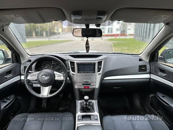 Pelēks Subaru Legacy 2010 Tallina, ar dzinēja tilpumu 2.00 L un nobraukumu 300 tūkst. km par 1999 €, foto 7 vietnē AUTOMOTO.COM.LV
