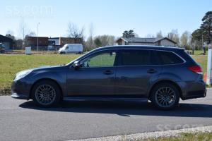 Pelēks Subaru Legacy 2010 Rīga, ar dzinēja tilpumu 2.00 L un nobraukumu 350 tūkst. km par 1720 €, foto 6 vietnē AUTOMOTO.COM.LV