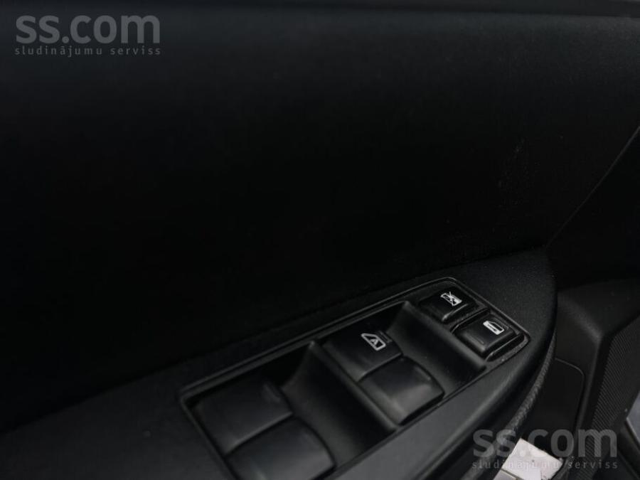 Pelēks Subaru Legacy 2010 Rīga, ar dzinēja tilpumu 2.00 L un nobraukumu 350 tūkst. km par 1720 €, foto 16 vietnē AUTOMOTO.COM.LV