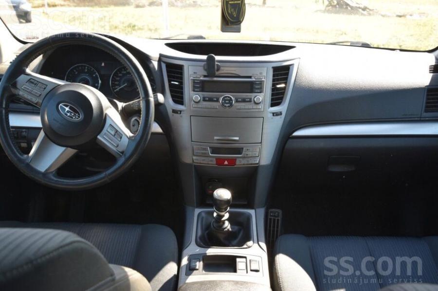 Pelēks Subaru Legacy 2010 Rīga, ar dzinēja tilpumu 2.00 L un nobraukumu 350 tūkst. km par 1720 €, foto 23 vietnē AUTOMOTO.COM.LV