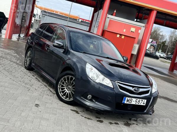 Серый Субару Легаси 2010 в Рига, объемом двигателя 2.00 л и пробегом 350 тыс. км за 1720 €, фото 1 на AUTOMOTO.COM.LV