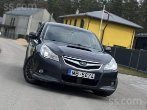 Grey Subaru Legacy 2010 in Riga, with an engine capacity of 2.00 L and mileage of 350 thousand km for 1720 €, photo 3 on AUTOMOTO.COM.LV