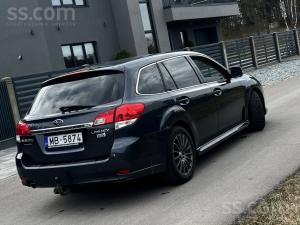 Grey Subaru Legacy 2010 in Riga, with an engine capacity of 2.00 L and mileage of 350 thousand km for 1720 €, photo 7 on AUTOMOTO.COM.LV