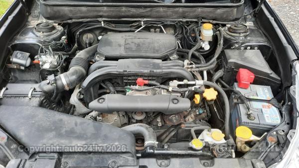 Pelēks Subaru Legacy 2010 Tallina, ar dzinēja tilpumu 2.50 L un nobraukumu 383 tūkst. km par 3990 €, foto 7 vietnē AUTOMOTO.COM.LV