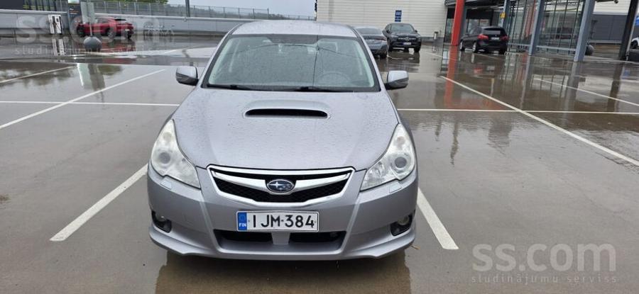 Pelēks Subaru Legacy 2010 Rīga, ar dzinēja tilpumu 2.00 L un nobraukumu 336 tūkst. km par 1300 €, foto 1 vietnē AUTOMOTO.COM.LV