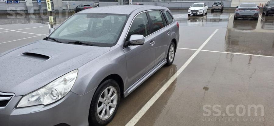 Pelēks Subaru Legacy 2010 Rīga, ar dzinēja tilpumu 2.00 L un nobraukumu 336 tūkst. km par 1300 €, foto 4 vietnē AUTOMOTO.COM.LV