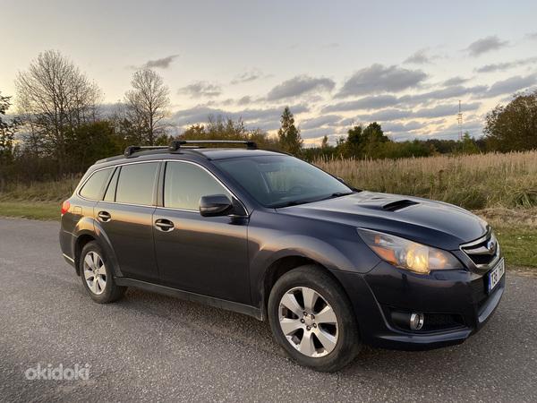 Grey Subaru Legacy 2010 in Kohtla-Jarve, with an engine capacity of 2.00 L and mileage of 345 thousand km for 2600 €, photo 3 on AUTOMOTO.COM.LV