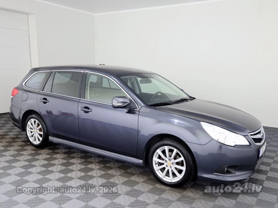 Grey Subaru Legacy 2010 in Tallinn, with an engine capacity of 2.50 L and mileage of 384 thousand km for 2499 €, photo 1 on AUTOMOTO.COM.LV