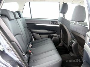 Grey Subaru Legacy 2010 in Tallinn, with an engine capacity of 2.50 L and mileage of 384 thousand km for 2499 €, photo 8 on AUTOMOTO.COM.LV