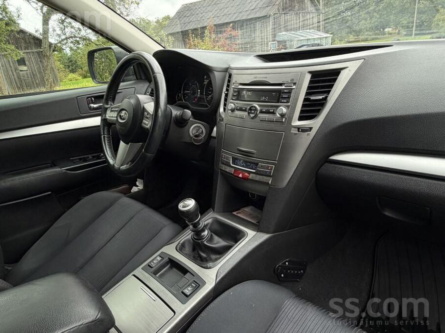 Pelēks Subaru Legacy 2010 Gulbene, ar dzinēja tilpumu 2.00 L un nobraukumu 367 tūkst. km par 3000 €, foto 18 vietnē AUTOMOTO.COM.LV