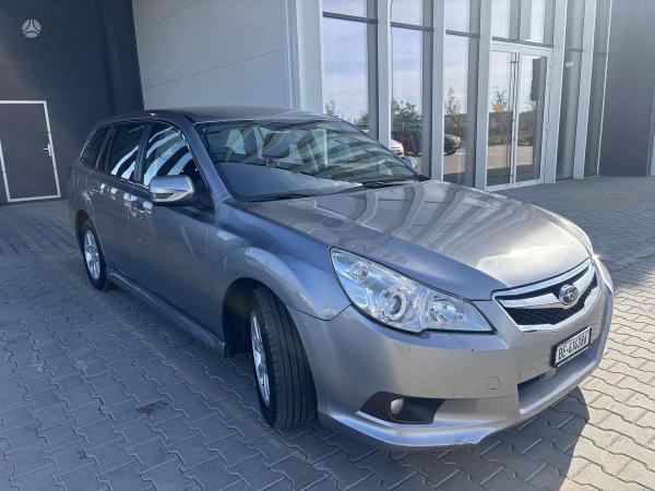 Subaru Legacy 2010 Viļņa vietnē Pelēks Subaru Legacy 2010 Viļņa, ar dzinēja tilpumu 1.99 L un nobraukumu 175 tūkst. km par 4850 €, foto 3 vietnē AUTOMOTO.COM.LV