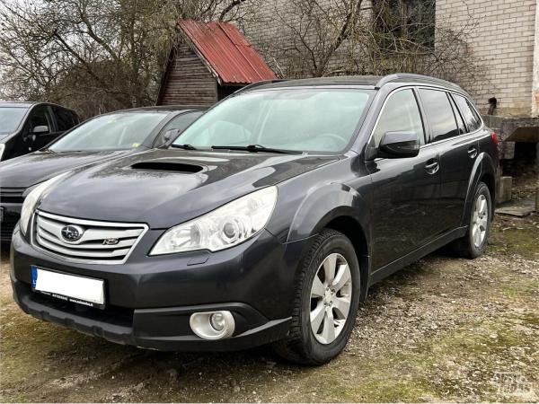 Pelēks Subaru Legacy 2011 Marijampole, ar dzinēja tilpumu 2.00 L un nobraukumu 276 tūkst. km par 1150 €, foto 1 vietnē AUTOMOTO.COM.LV