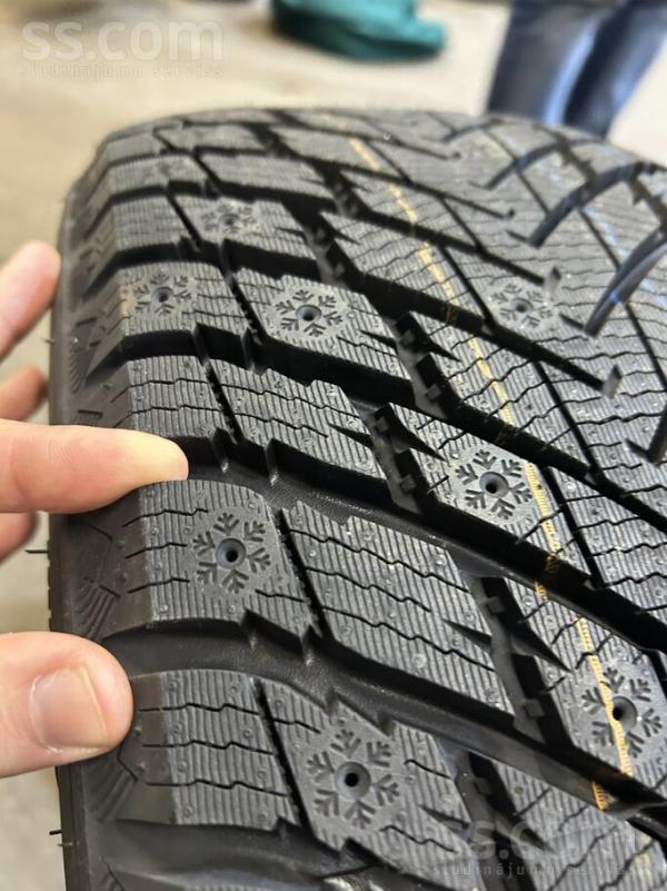 Pelēks Subaru Legacy 2011 Cēsis, ar dzinēja tilpumu 2.50 L un nobraukumu 220 tūkst. km par 6500 €, foto 5 vietnē AUTOMOTO.COM.LV