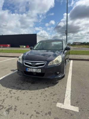 Pelēks Subaru Legacy 2011 Panevēža, ar dzinēja tilpumu 0.00 L un nobraukumu 364 tūkst. km par 3200 €, foto 4 vietnē AUTOMOTO.COM.LV