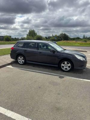 Pelēks Subaru Legacy 2011 Panevēža, ar dzinēja tilpumu 0.00 L un nobraukumu 364 tūkst. km par 3200 €, foto 7 vietnē AUTOMOTO.COM.LV