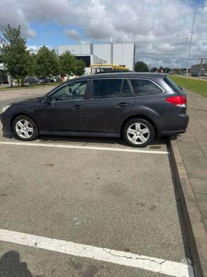 Pelēks Subaru Legacy 2011 Panevēža, ar dzinēja tilpumu 0.00 L un nobraukumu 364 tūkst. km par 3200 €, foto 8 vietnē AUTOMOTO.COM.LV